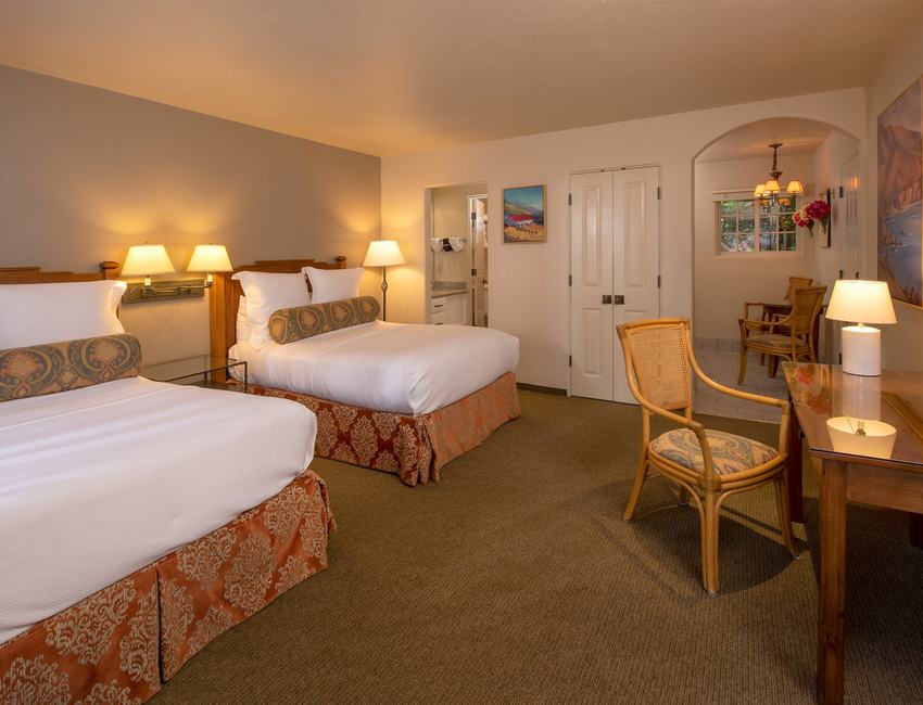 Room 106 | Two Double Beds | Horizon Inn & Ocean View Lodge